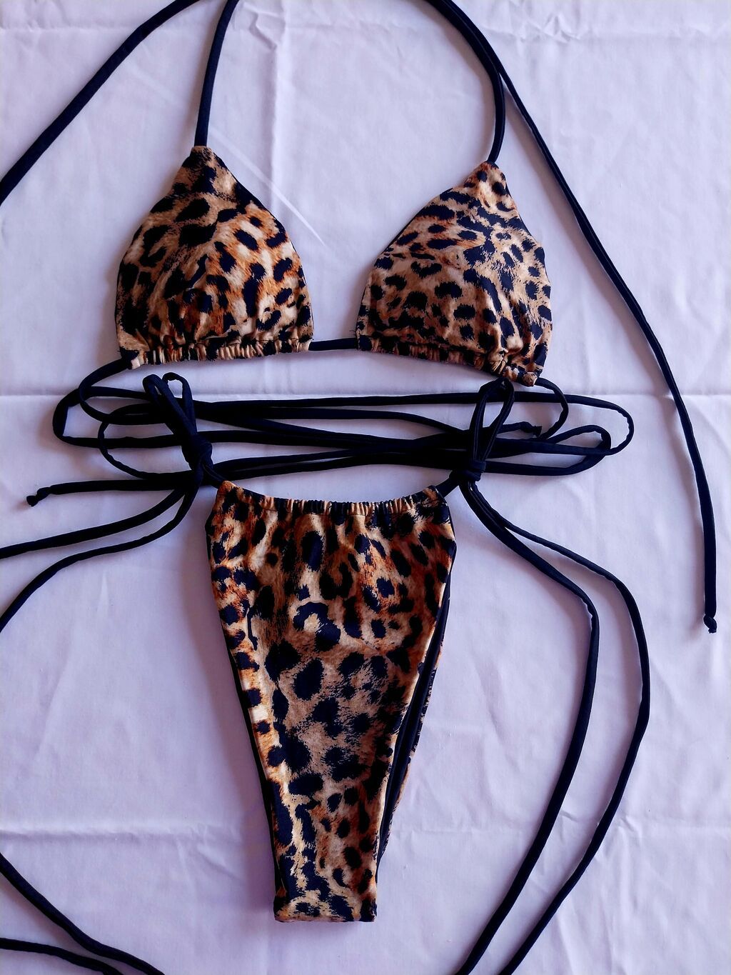 Dvodelni kupaći kostim – leopard print - Model: trouglasti bikini sa