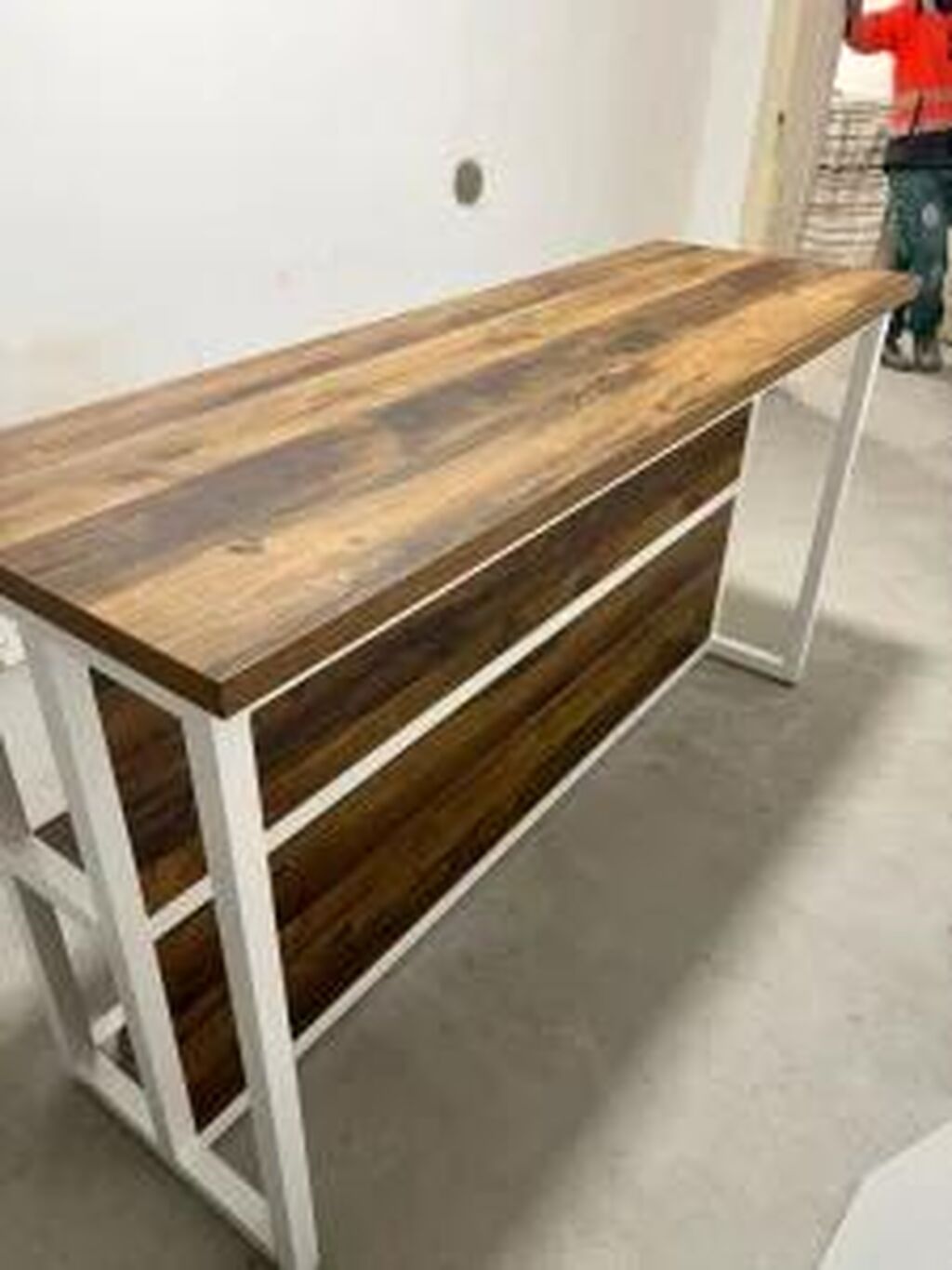 PULT-BARSKI STO MODEL XL6 | Izrada po meri Dezen ploče po želji