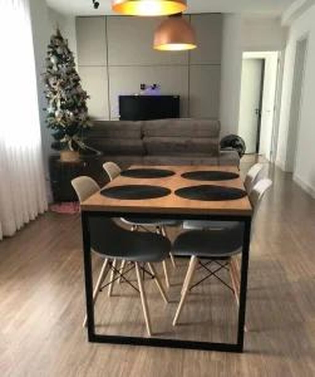 IZRADA STOLOVA PO MERI MODEL X776 |