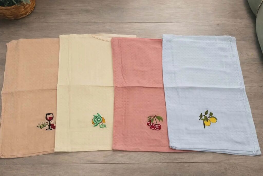 Set kuhinjskih krpa sa vezom – 12 komada - Materijal: mekana