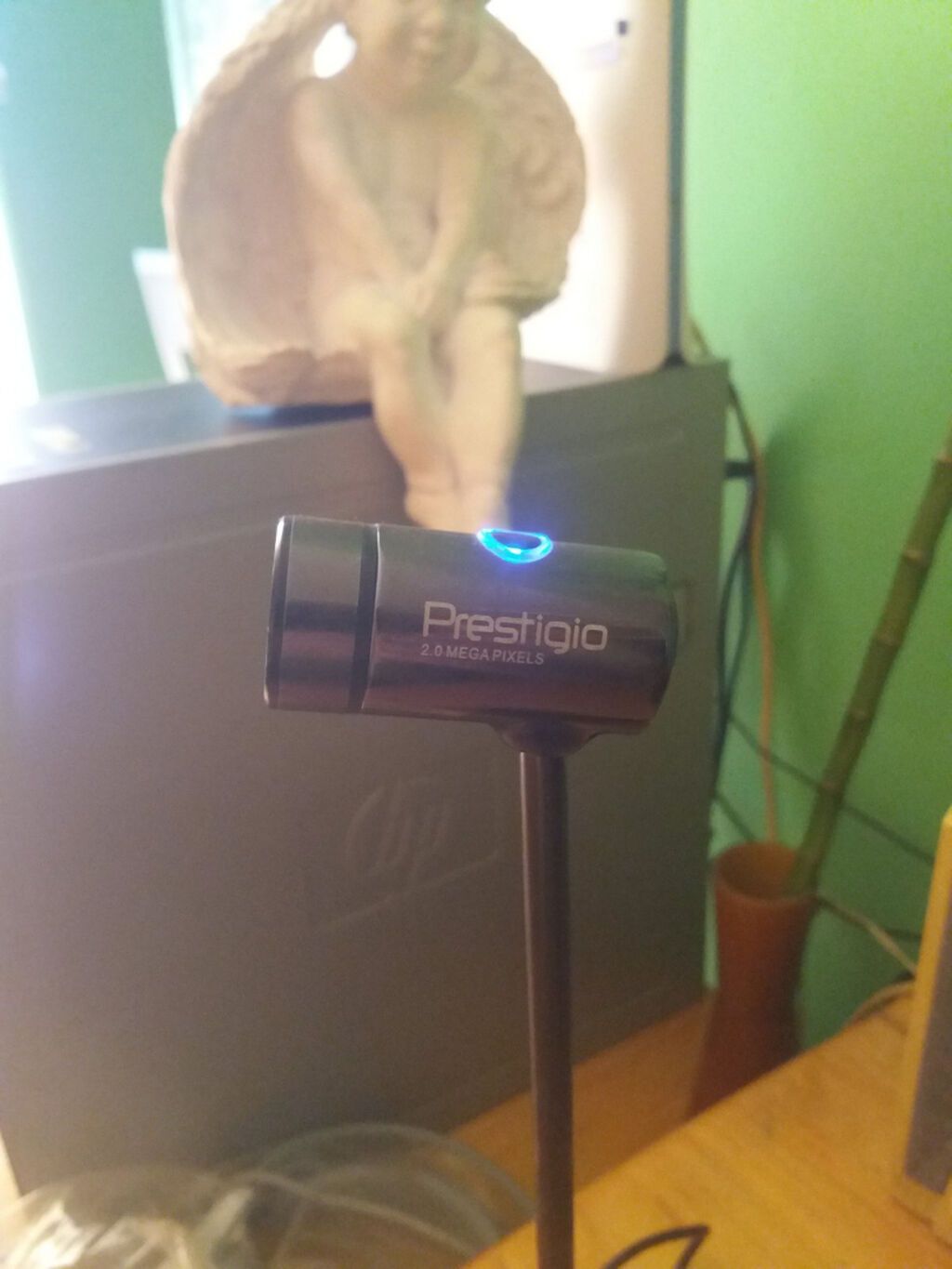 PRESTIGIO 2.0 MEGAPIXELS WEB CAMERA! Kоришћена али очувана и у