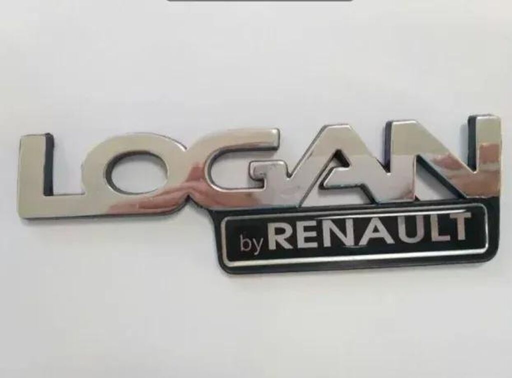 LOGAN by RENAULT – hromirana nalepnica/bedž za automobil -