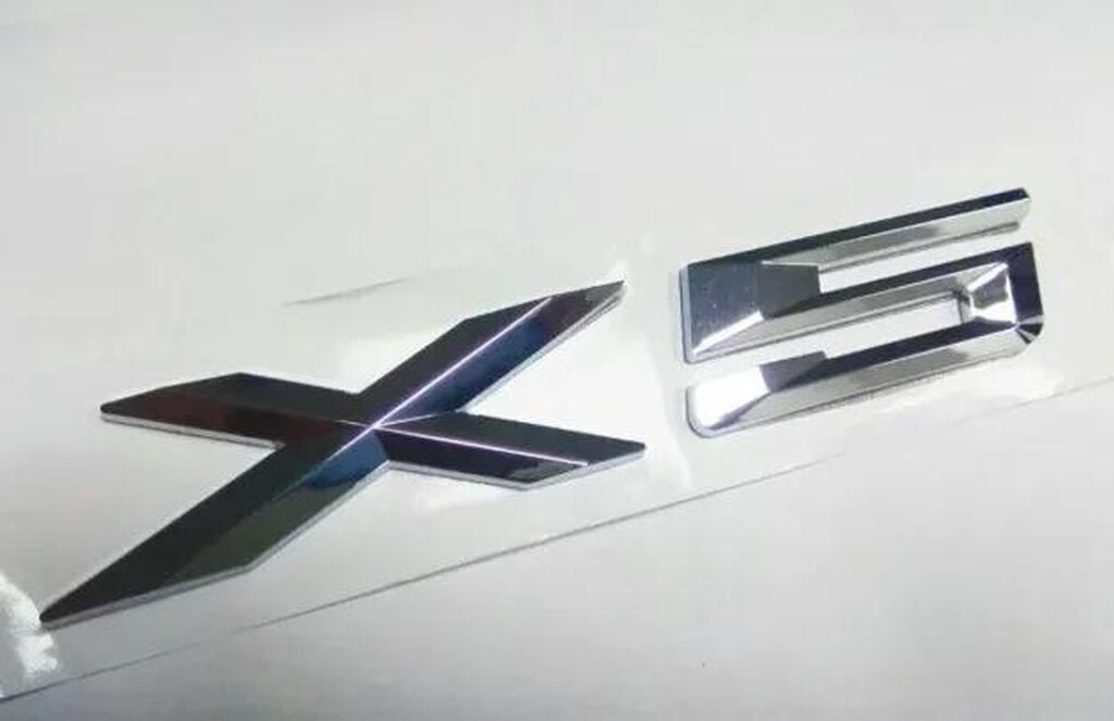 BMW X6 hromirani amblem/oznaka modela - Tip: 3D nalepnica/bedž “X6”