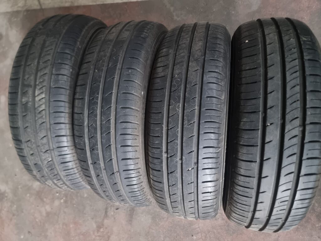 Kumho 185 65 15 gume super stanje nisu krive nisu cepovane itd dot