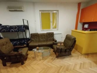 120m² 120€
Beograd, Zvezdara, Mirijevo