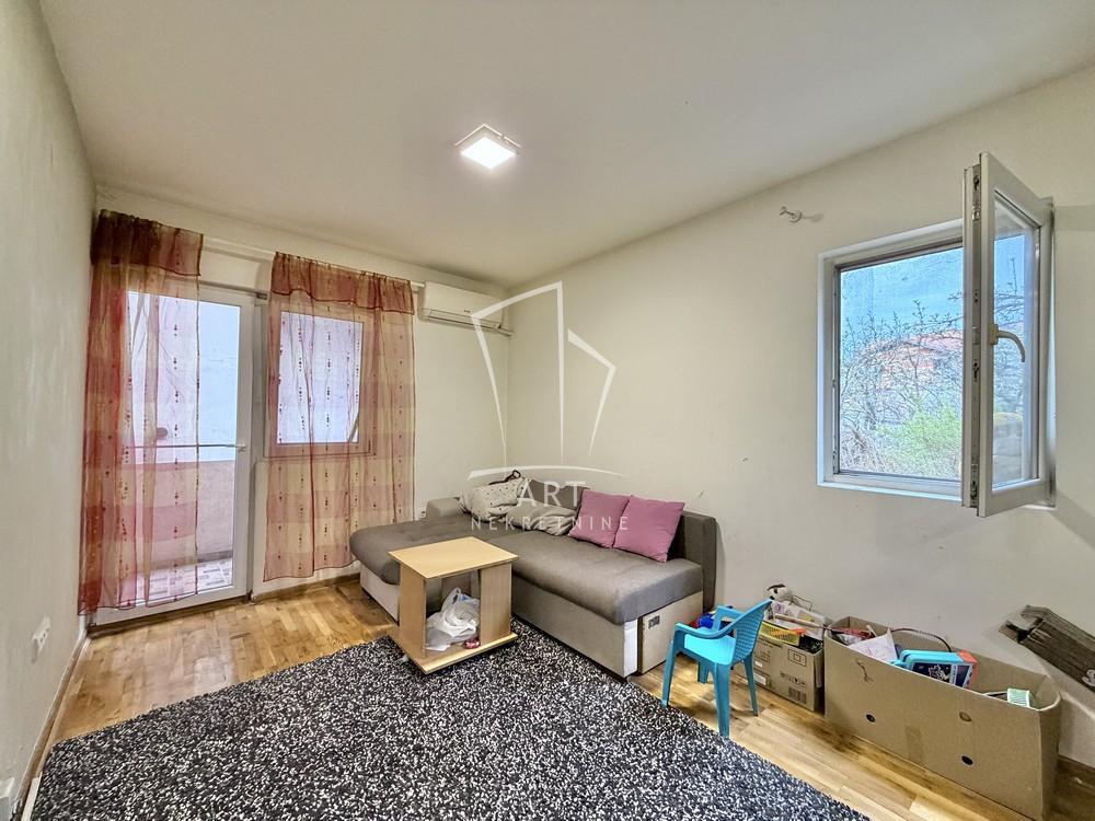 Vladimira Rolovića, Trosoban stan na prodaju, 45m2, 93.000€