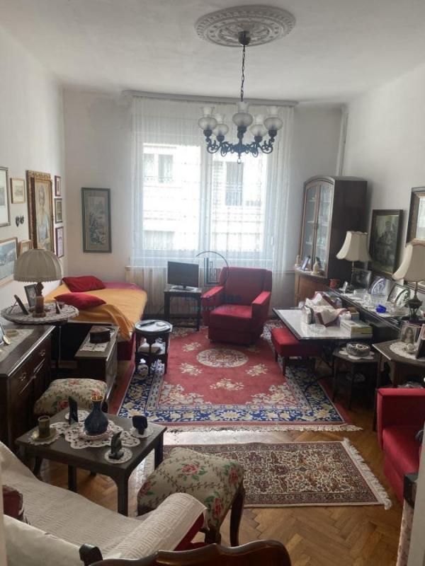 Troiposoban stan na prodaju, 84m2, 389.000€