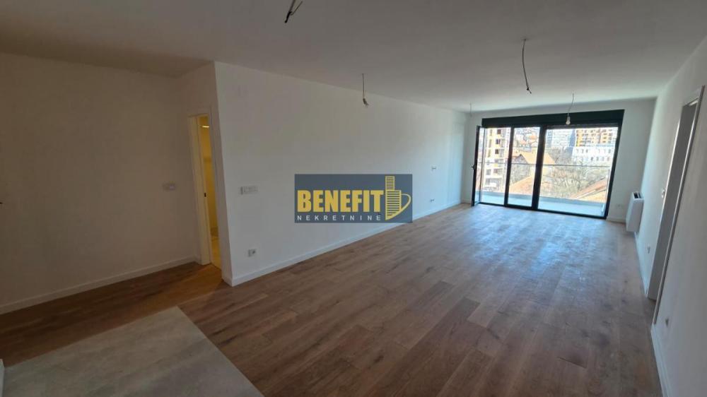 Četvorosoban stan na prodaju, 94m2, 286.700€