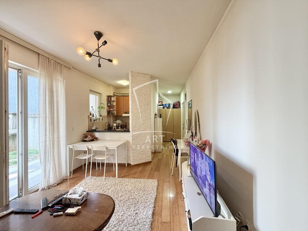 Andre Stevanovića, Dvosoban stan na prodaju, 69m2, 115.000€
