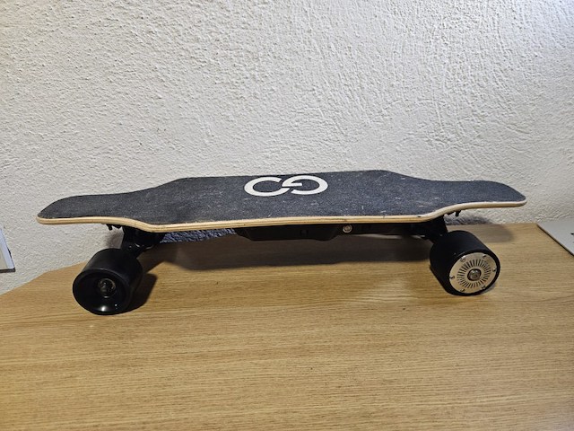 Elektricni skejt skejtboard GO Electric Skateboard Elek