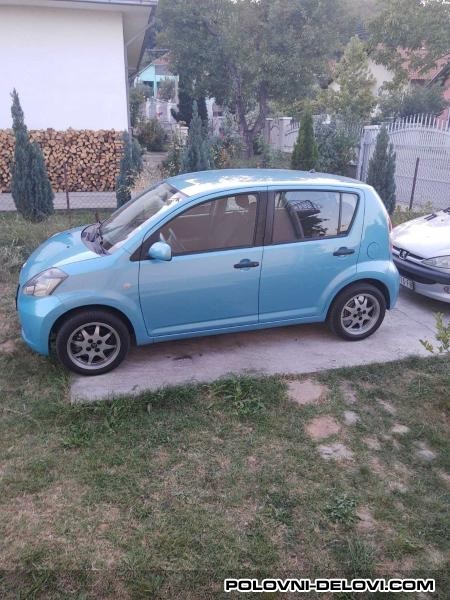 Daihatsu Sirion Kompletan Auto U Delovima