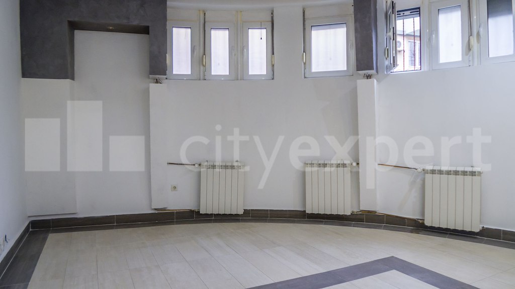 Stan za izdavanje BEZ PROVIZIJE: Dvosoban, 40m², Miroslava Radojčića, Palilula - 580€