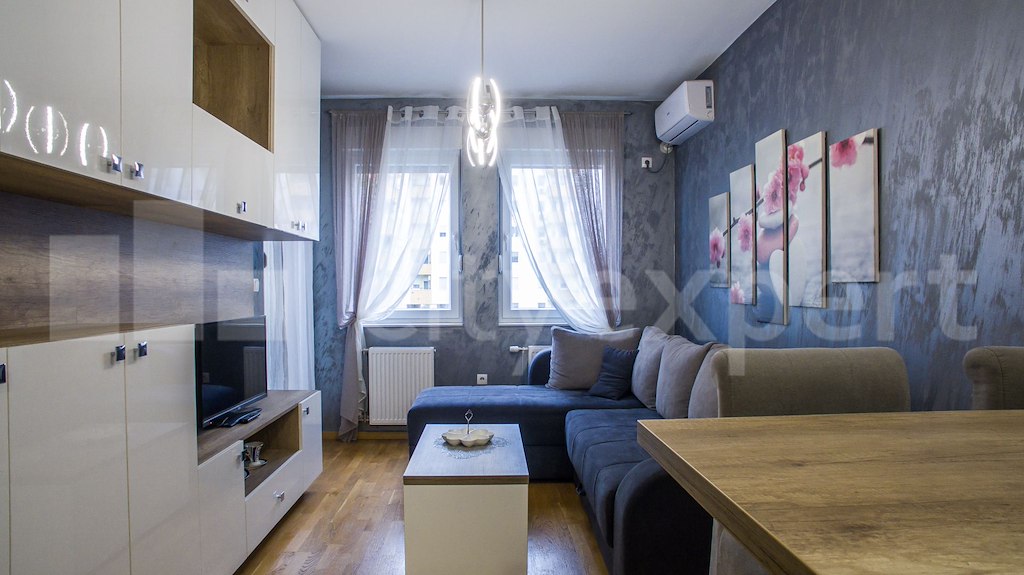 Stan Izdavanje Novi Sad Bez skrivenih troškova - 37m², Kraljevića Marka, Novi Sad - 550€