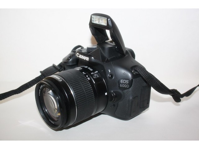 Canon 600D + 18-55mm III - Perfektan i ocuvan!