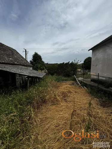 Odličan plac na najlepsoj lokaciji u Sremskim Karlovcima