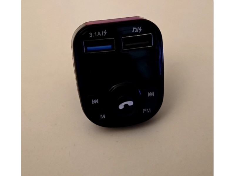 FM transmiter za kola – Bluetooth + USB punjač