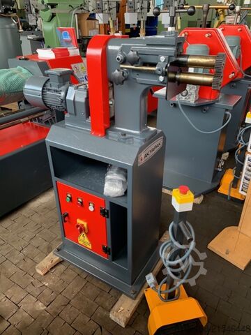 Mašina za pranje beadinga
AKBEND AKM 125 motor.