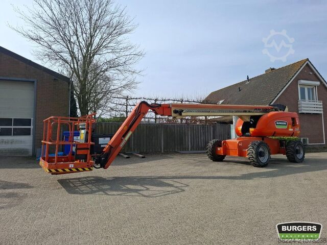 Teleskopska platforma
JLG 660SJ