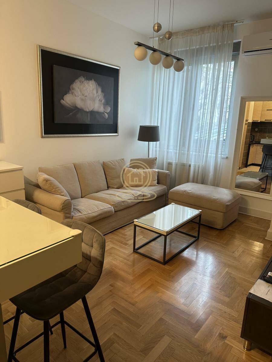 Dvosoban stan, Beograd - Crveni Krst | Izdavanje · 45m² · 600€