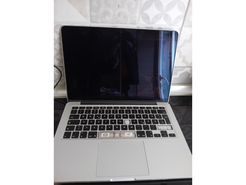 MacBook Pro A 1425