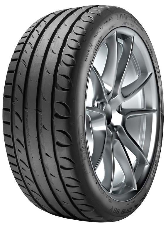 Riken ULTRA HIGH PERFORMANCE
225/55 R17 XL | DOT 2021