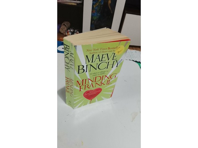 MAEVE BINCHY - Minding Frankie