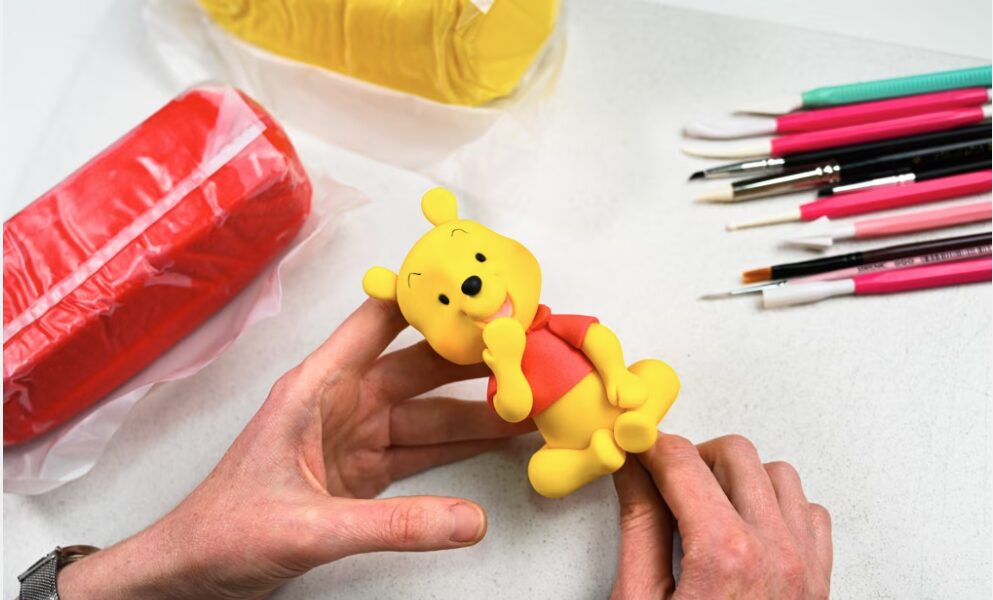 Online kurs izrade figurice mede Winnie the Pooh od fondana 6 meseci pristup