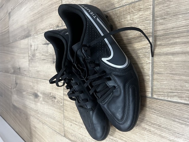 Nike Tiempo kopacke 42,5