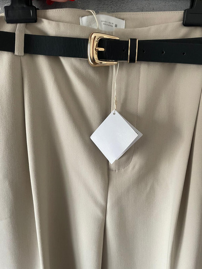 Zara pantalone L