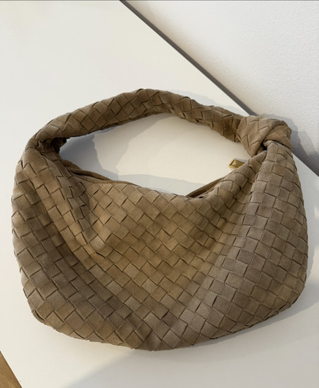 Bottega Veneta Jodie Medium Suede torba
