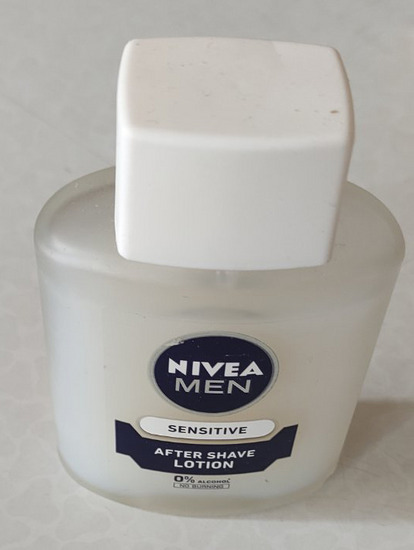 NIVEA Men Sensitive After Shave – Skoro pun!