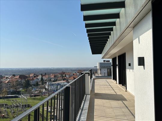 Banovo brdo – penthaus od 209m² sa 4 spavaće sobe
