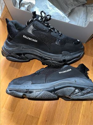 Balenciaga Triple S