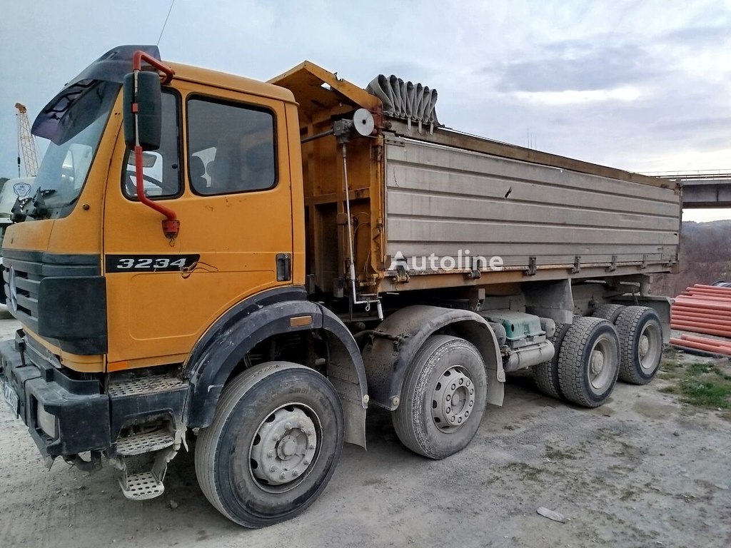 Mercedes-Benz Actros 3234 kiper
