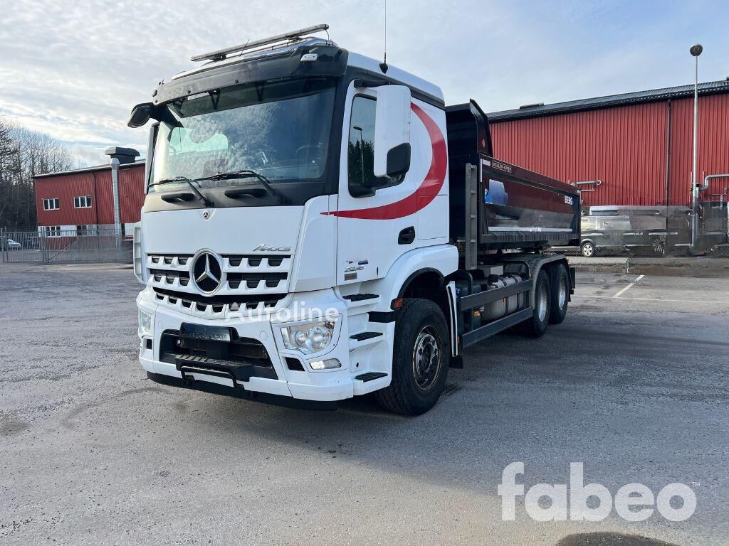 Prodaje se Mercedes-Benz Arocs 2836 Tippbil (125987) kiper na aukciji