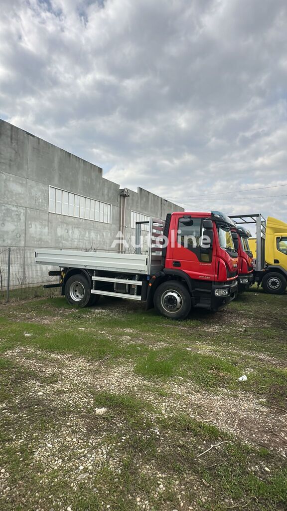 Novi IVECO EuroCargo 150E22 kamion s ravnom platformom