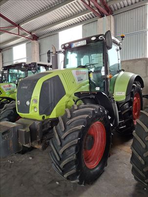 Claas Axion 820 traktor