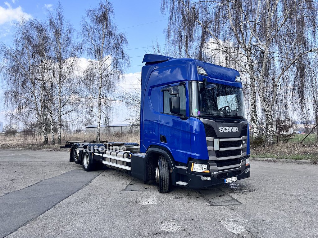 Scania R450 vozilo za prevoz kontejnera