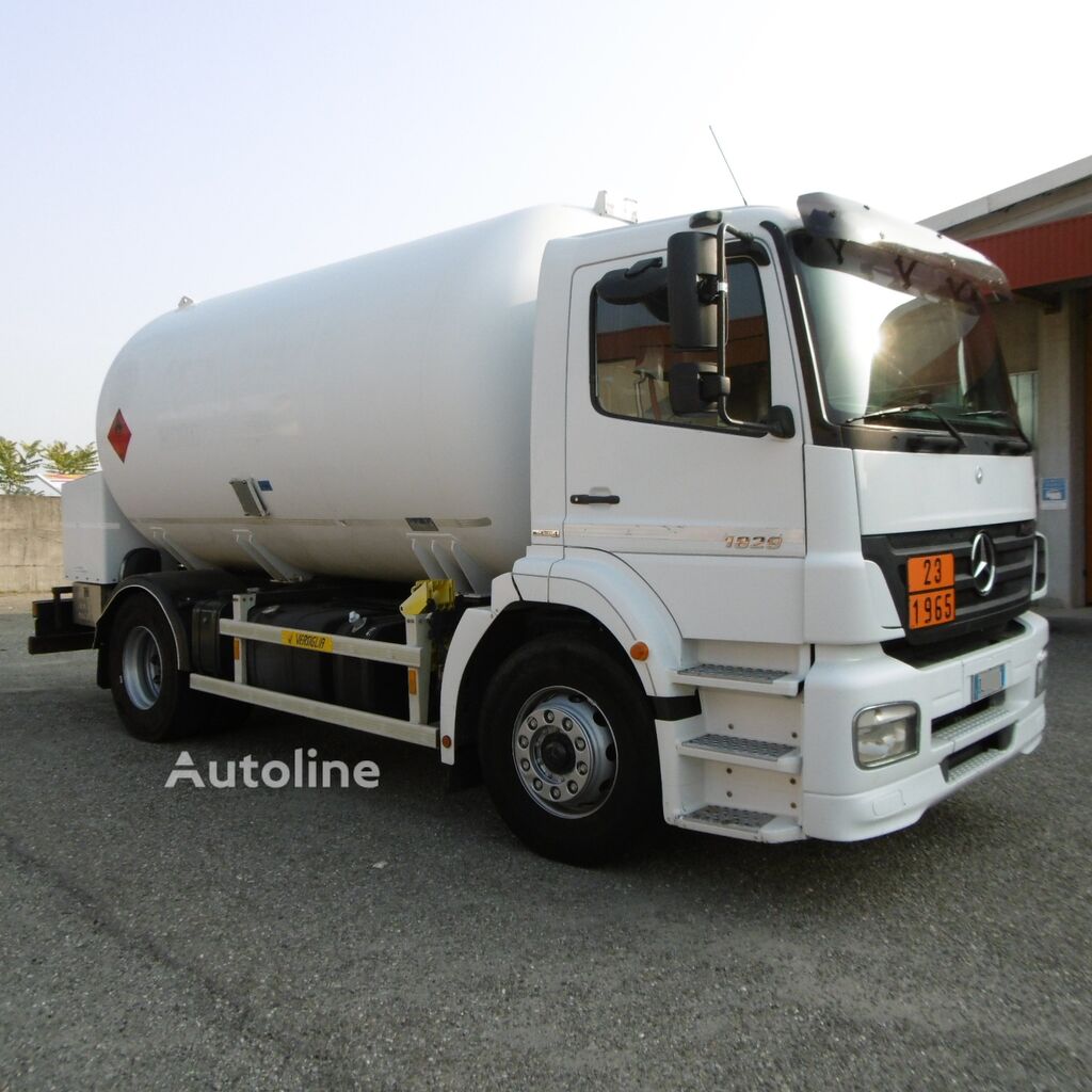 Mercedes-Benz Axor 18.29 kamion za transport gasa