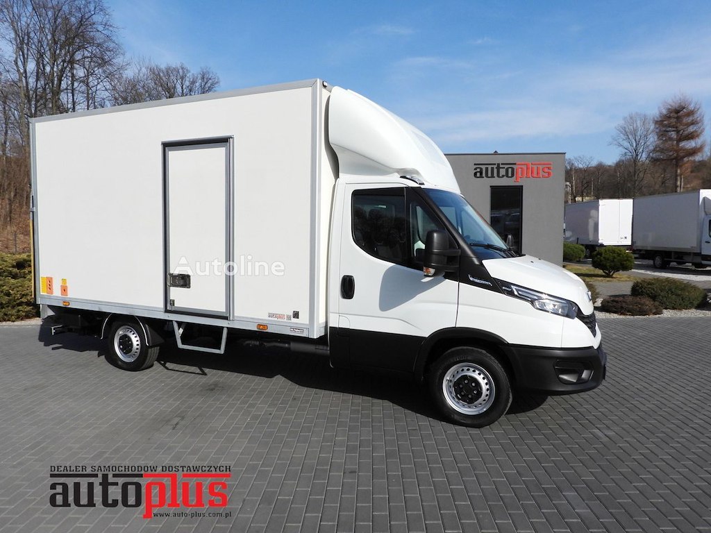 IVECO DAILY 35S16 CONNECT BOX LIFT 8 PALLETS CRUISE CONTROL NAVIGATION kamion furgon < 3.5t