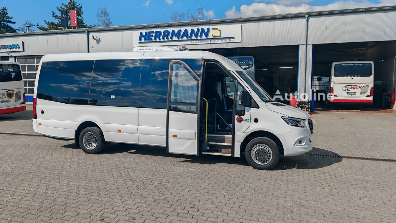 Novi Mercedes-Benz Sprinter Tourline putnički minibus