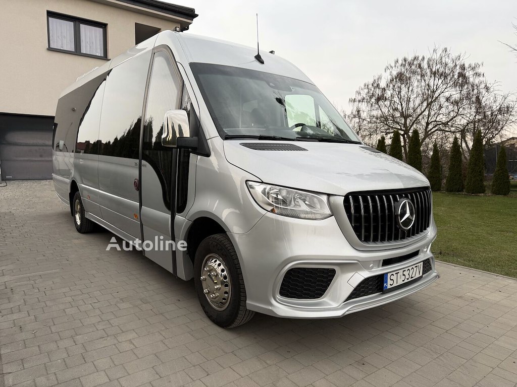 Mercedes-Benz Sprinter putnički minibus