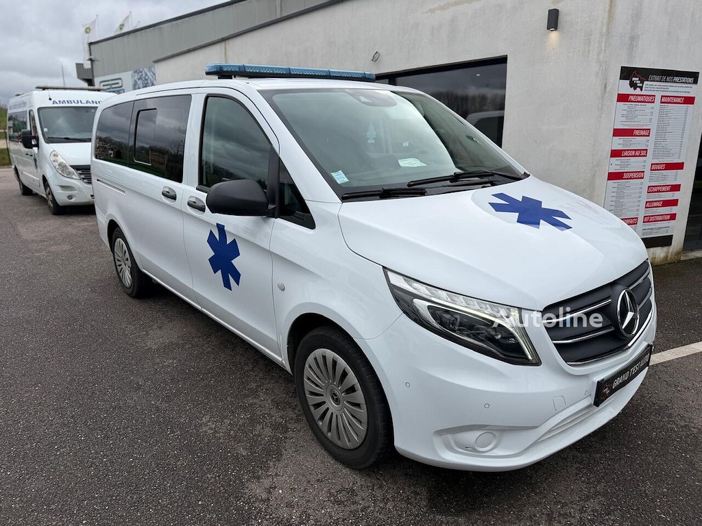Mercedes-Benz Mercedes Vito 116 163 CV Ambulance Les Dauphins vozilo hitne pomoći