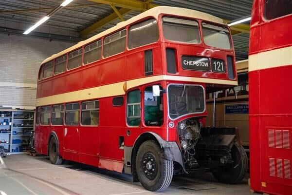 Bristol LODEKKA dvospratni autobus