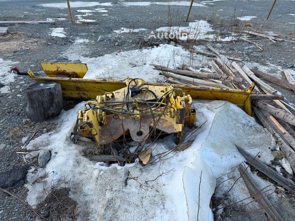 Prodaje se raonik za sneg na aukciji