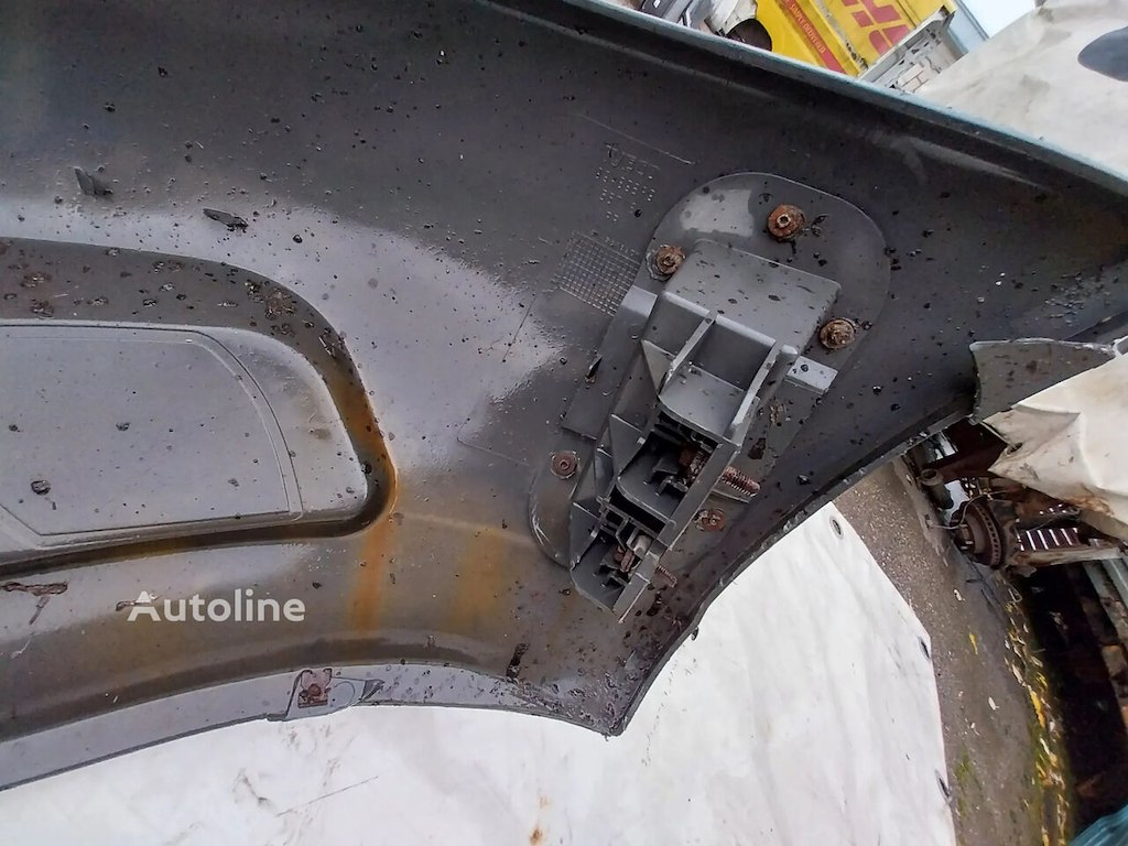 35 S 13,35 C 13 99489389 branik za IVECO DAILY III Flatbed automobila