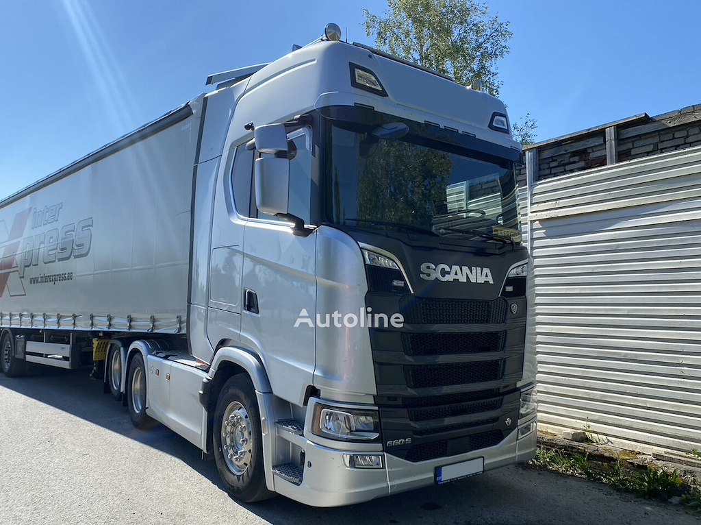 Scania S660 tegljač