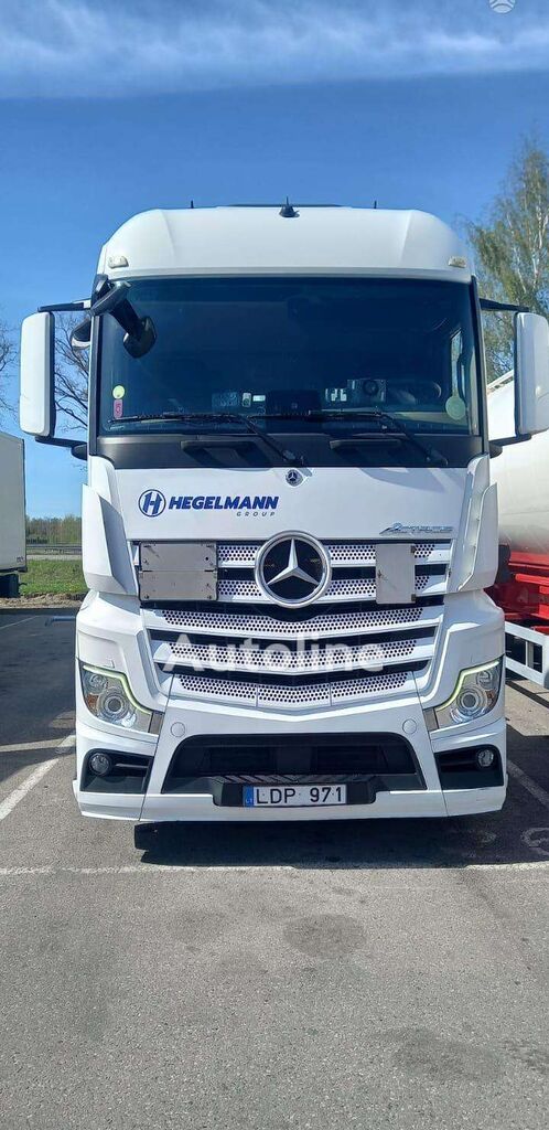 Mercedes-Benz Actros 1846 LS x40 units tegljač