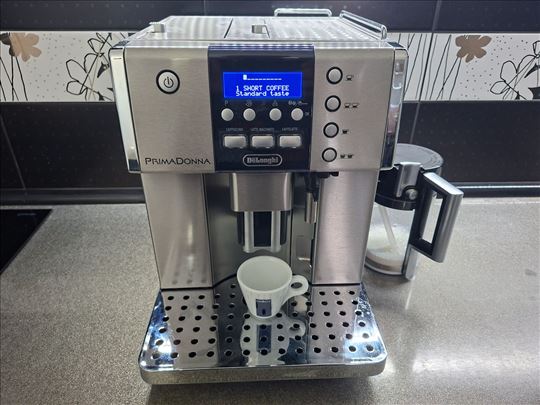 Delonghi PrimaDonna Esam6600