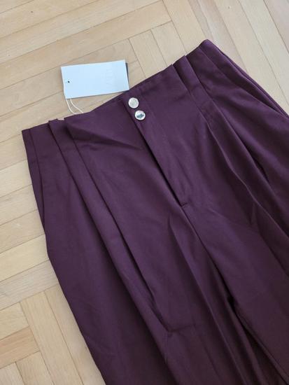 Zara pantalone M
